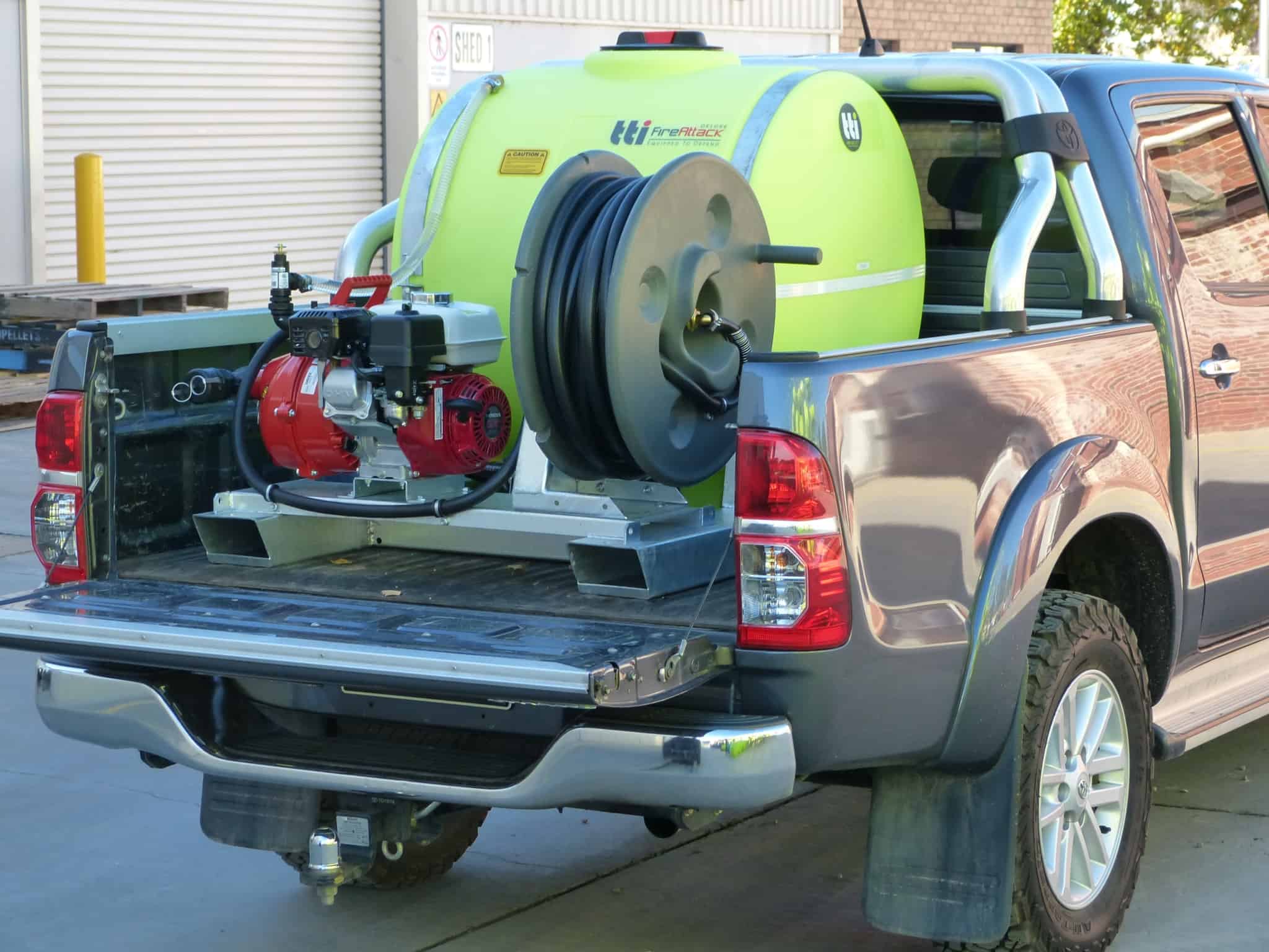 400L TopCrop™ Slip On Field Sprayer (Short) | TTi