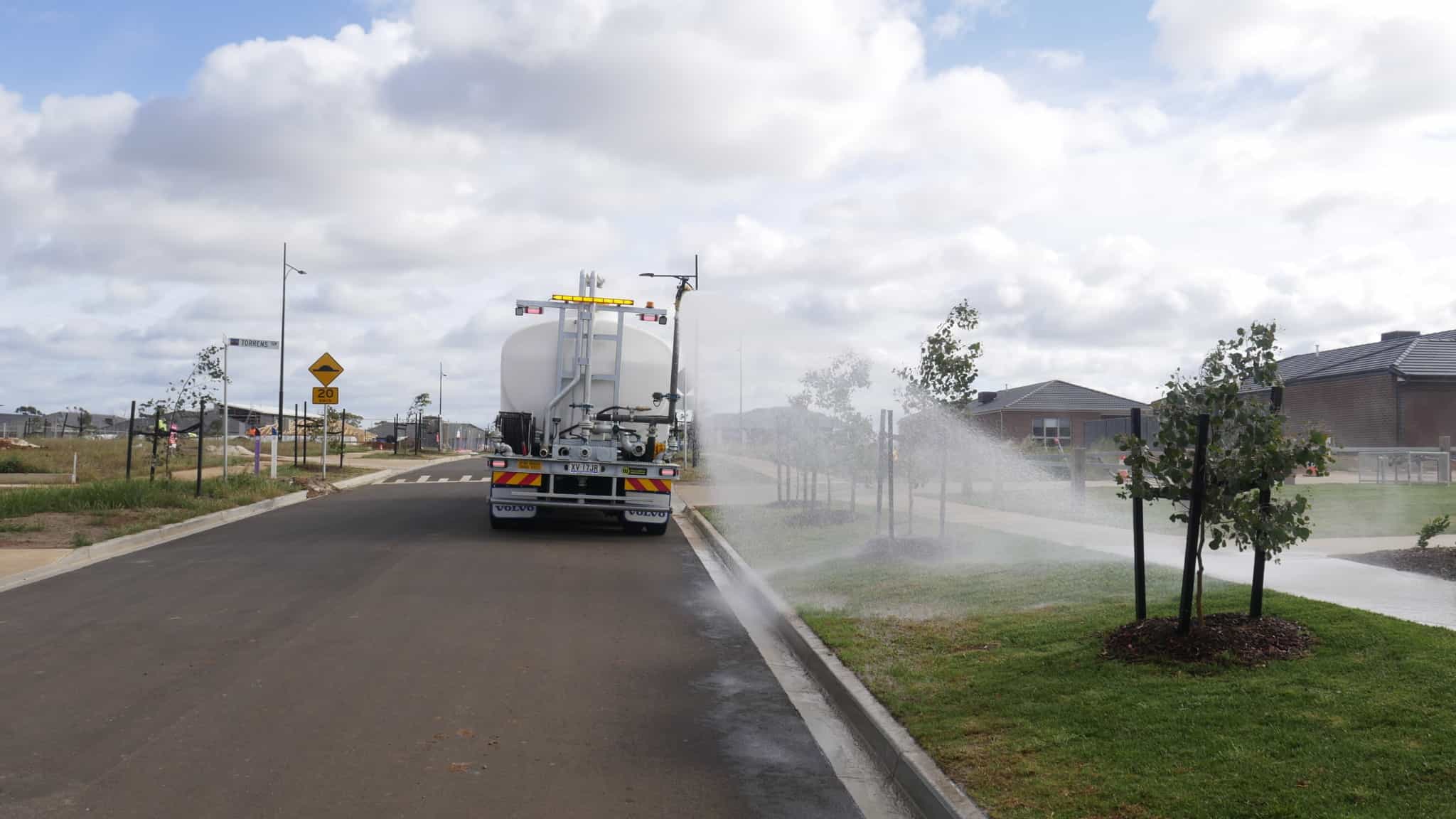 Tree Watering - Trans Tank® International (TTi)