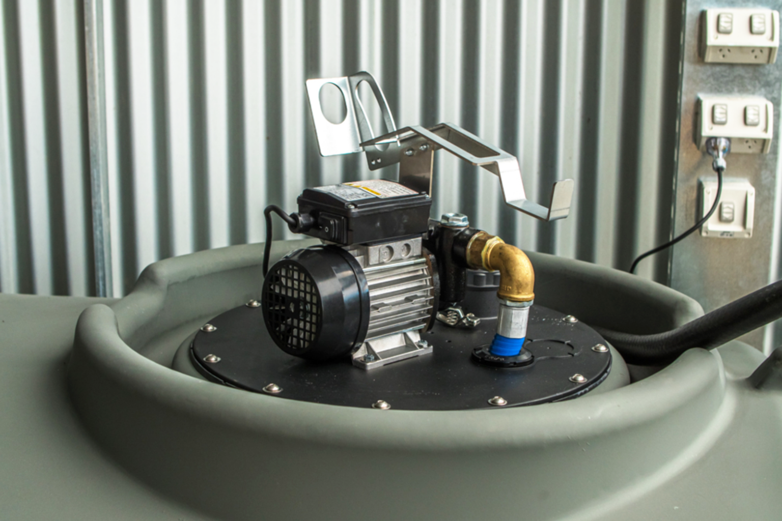 2000L DieselCadet™ Free-Standing Diesel Tank | TTi