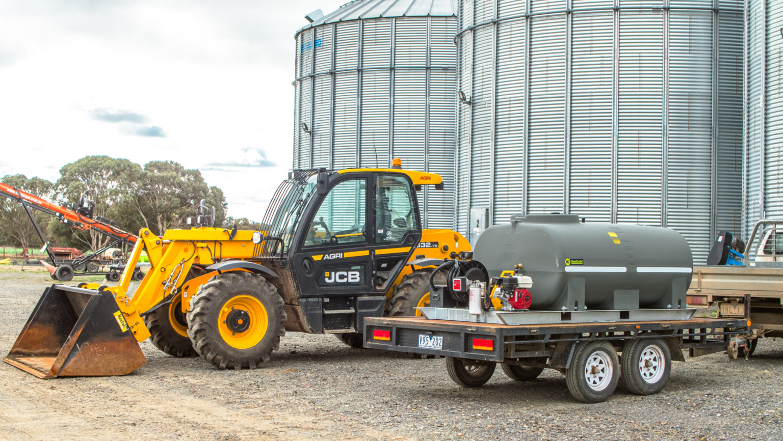 2000L DieselCadet™ Free-Standing Diesel Tank | TTi