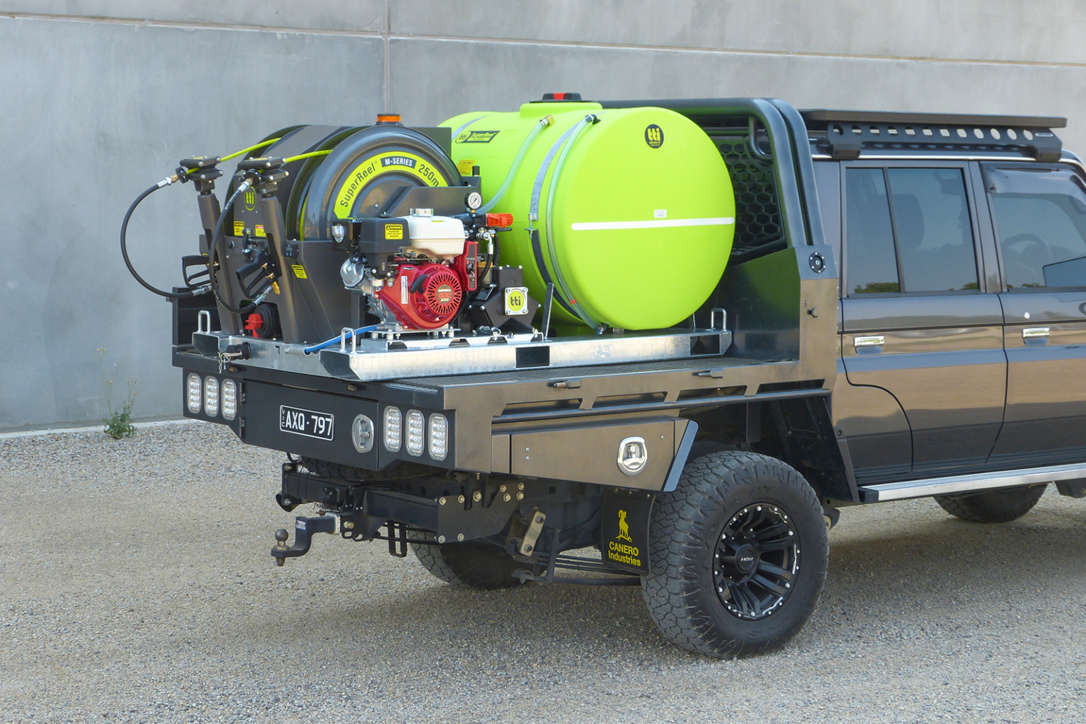 600L SuperReel™ M-Series Short Twin Reel Spray Unit